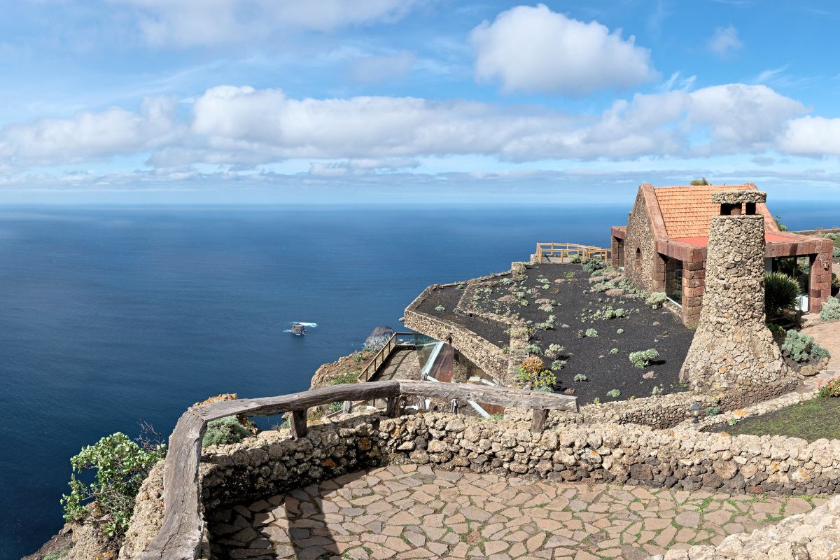 Maravillas del Mirador de la Peña en el Hierro